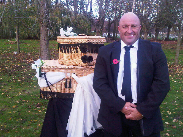 Jamie Manuel - Gallery Page - Birds and the Rest